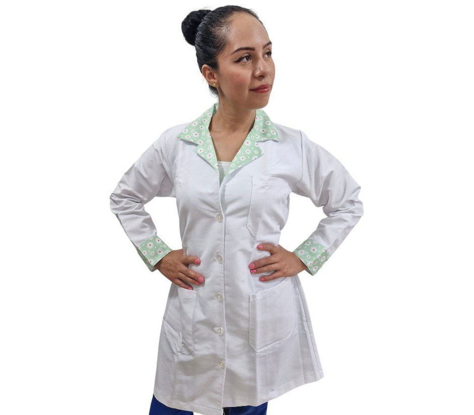 Batas, Sacos y Cubrepolvos – Medicci Uniformes Médicos